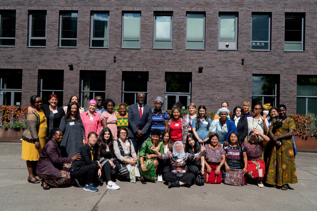 SEMA Retreat 2022: survivors all over the world reunited - Dr. Denis ...